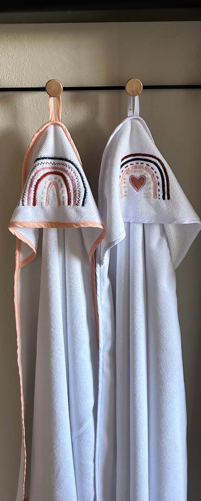 Hooded towels – Takara Moon
